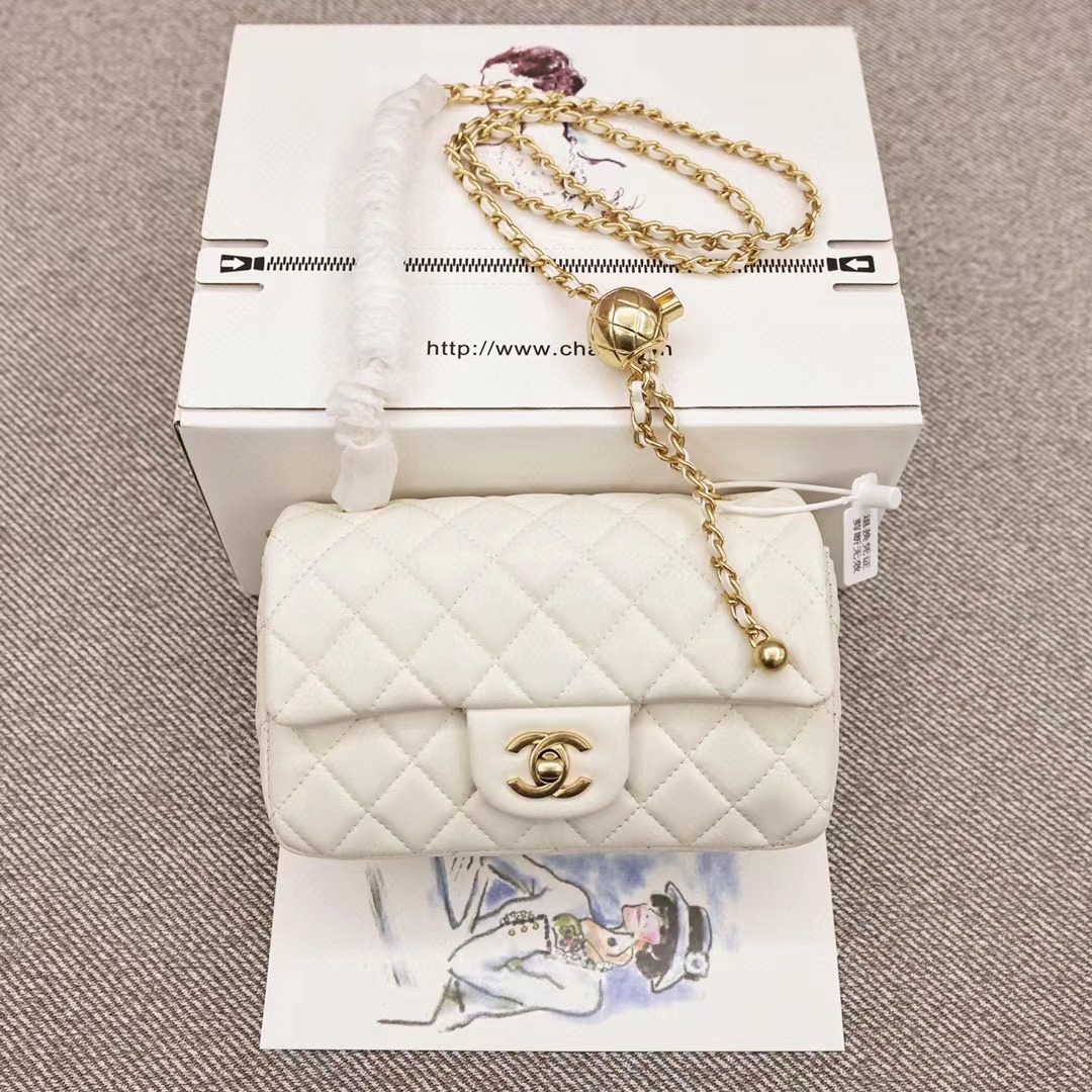 chanel gold ball mini satchel, 名牌, 手袋及銀包 - Carousell