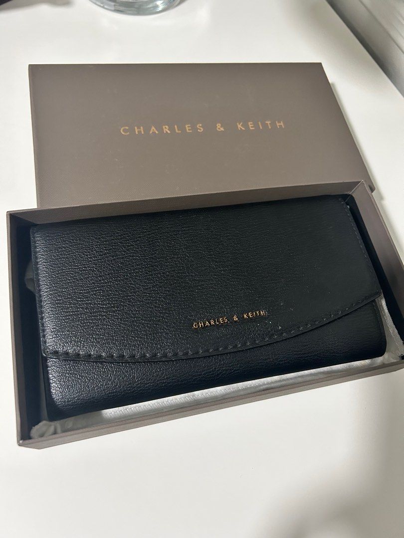 Charles and Keith Wallet, Women's Fashion, Bags & Wallets, Wallets ...