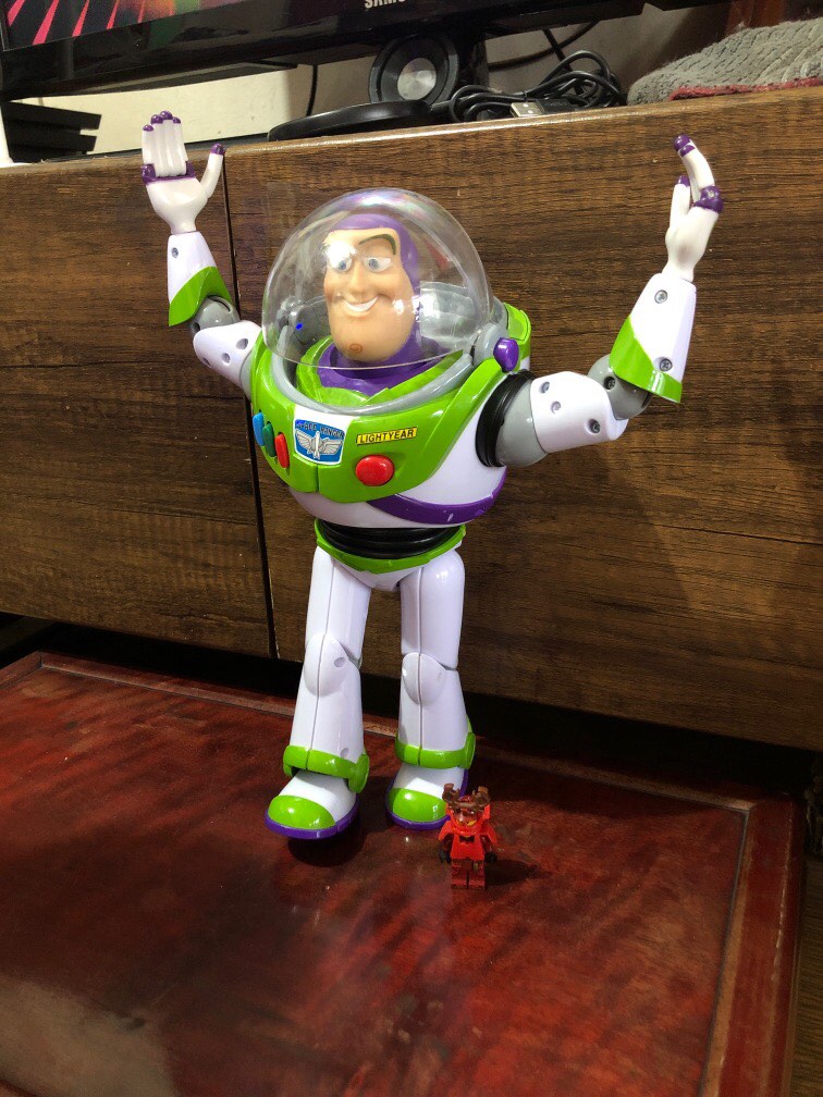 Classic Vintage Buzz Light Year Tomy Disney Tall defective, Hobbies ...