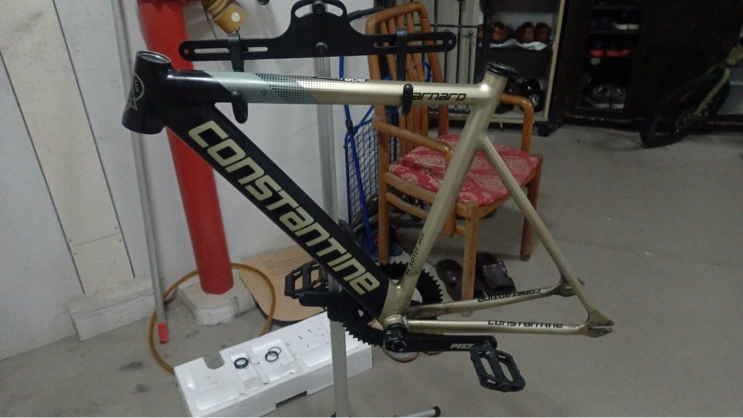 Constantine fixie bike frameset, Sports Equipment, Bicycles & Parts, Bicycles on Carousell