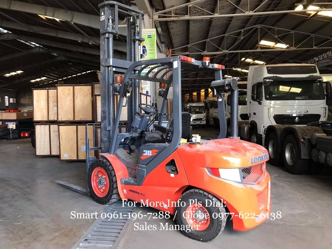 Forklift 3 tons high Mast 4.5 Meters mast solid tires side shift on Carousell