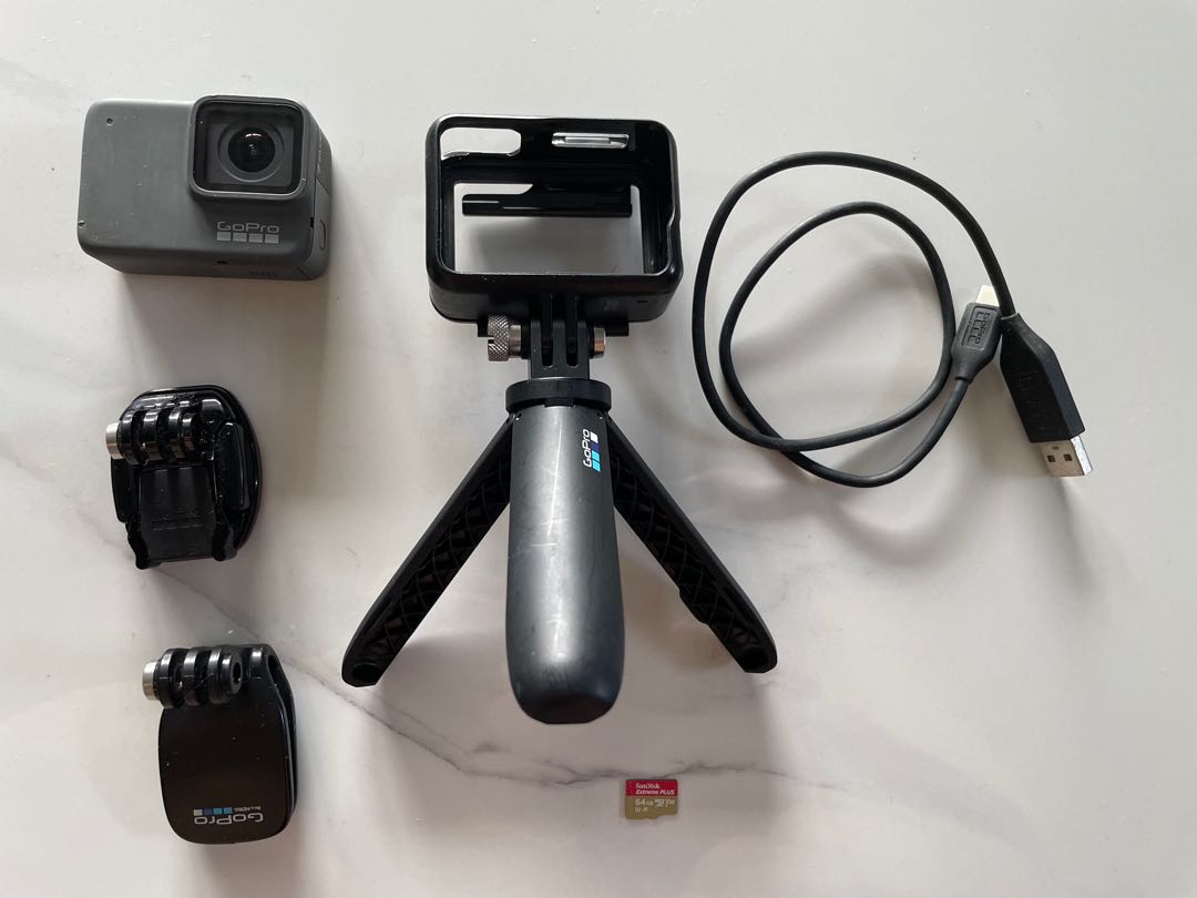 Go Pro Hero 7 Silver 64gb, Photography, Video Cameras on Carousell