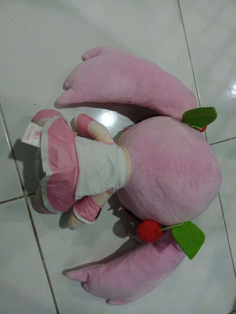 Hatsune miku Senbonzakura Miku plush toy pink, Hobbies & Toys, Toys ...