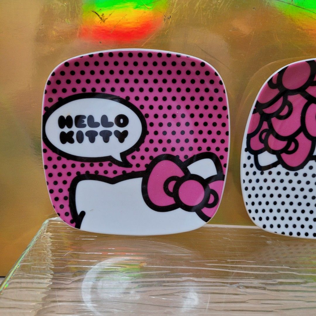 Hello Kitty plates (sanrio), TV & Home Appliances, Kitchen Appliances ...