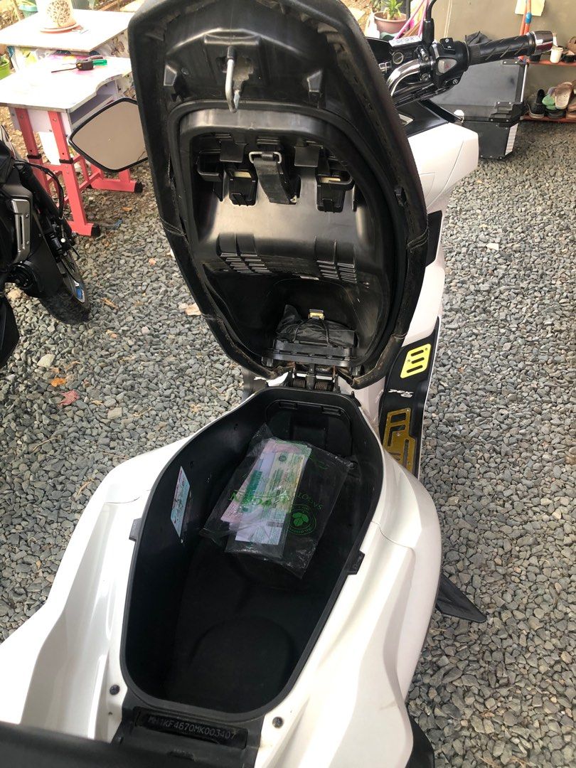 Honda PCX 160 cbs 2021 Keyless, Motorbikes, Motorbikes for Sale on ...
