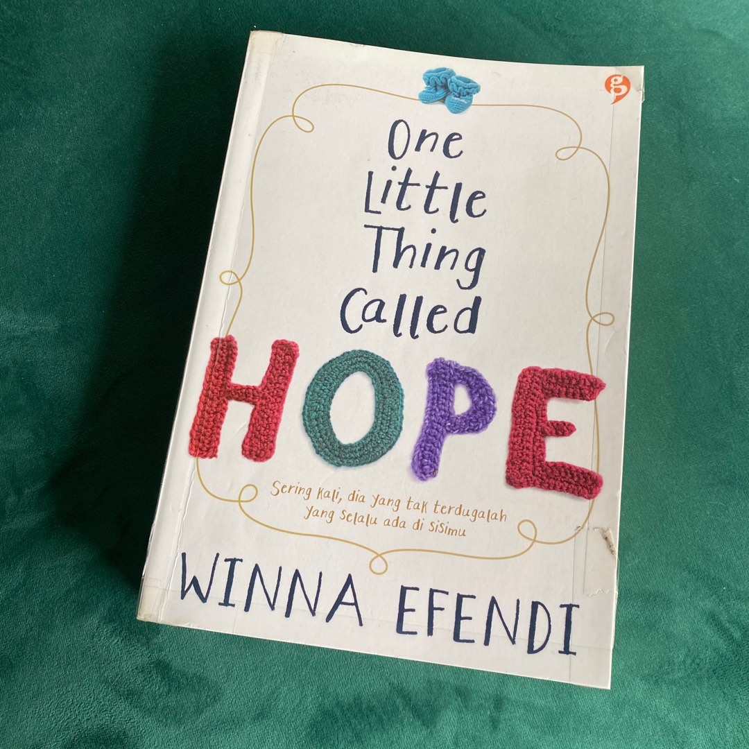 HOPE NOVEL, Buku & Alat Tulis, Buku di Carousell