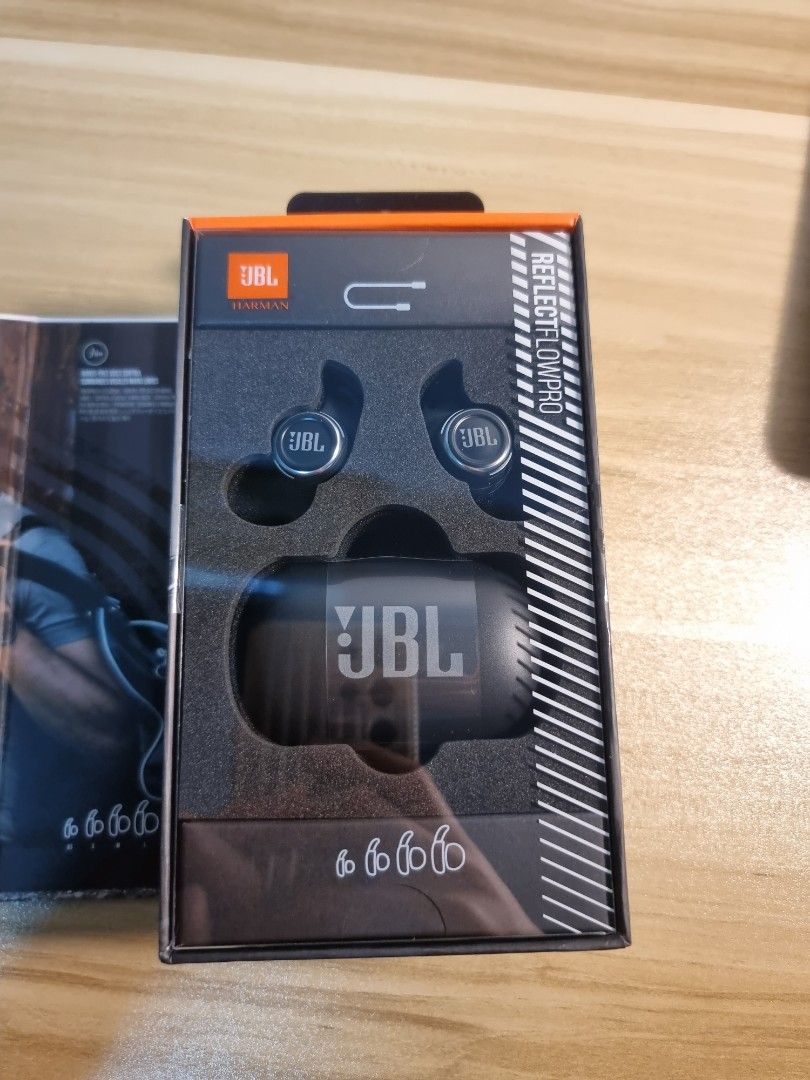 JBL Reflect Flow Pro, Audio, Earphones on Carousell