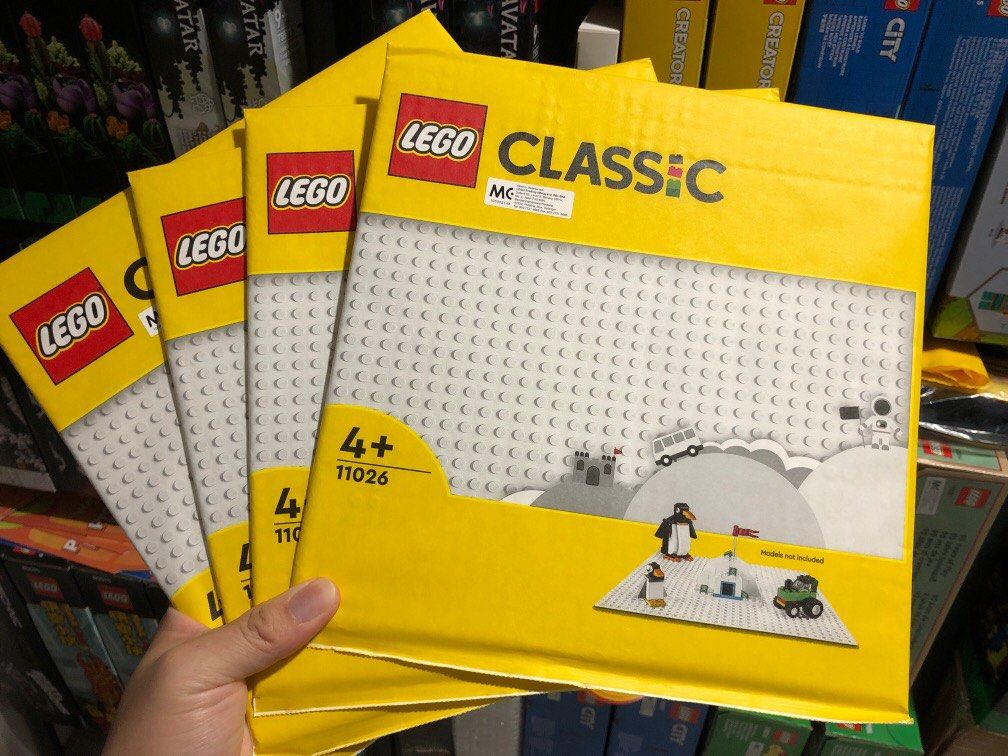 Lego Classic 11026 Base Plate White, Hobbies & Toys, Toys & Games on ...