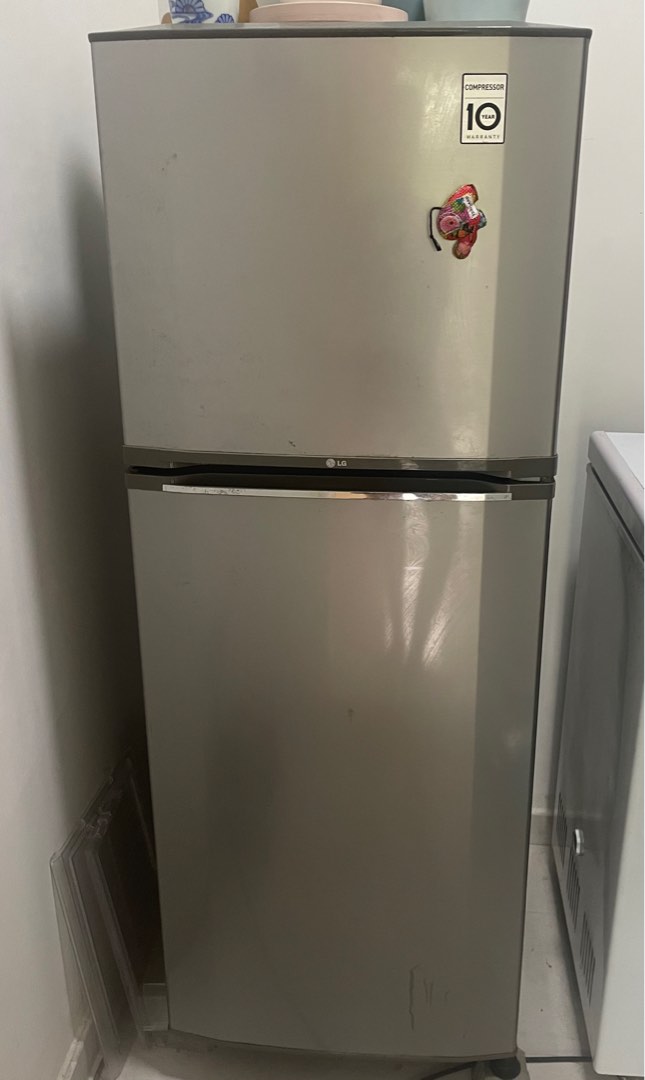 LG 2 doors fridge, TV & Home Appliances, Kitchen Appliances, Refrigerators & Freezers on Carousell