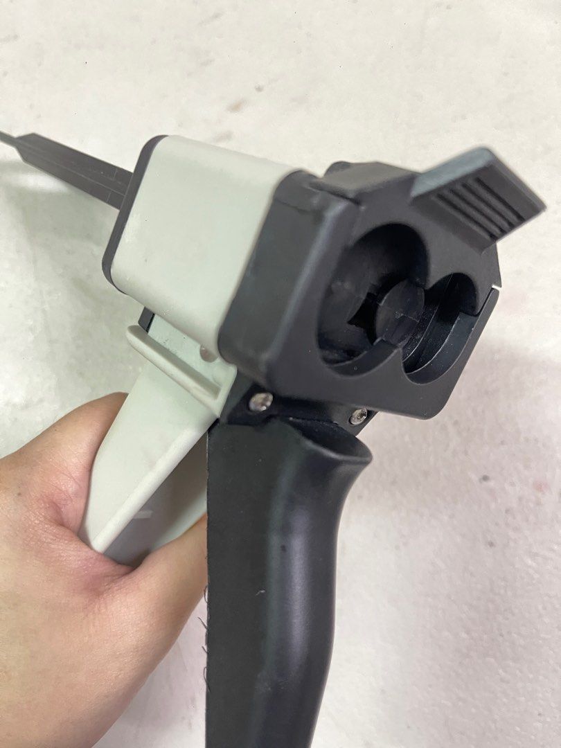 Light Body Dispensing Gun, Hobbies & Toys, Stationary & Craft, Craft ...