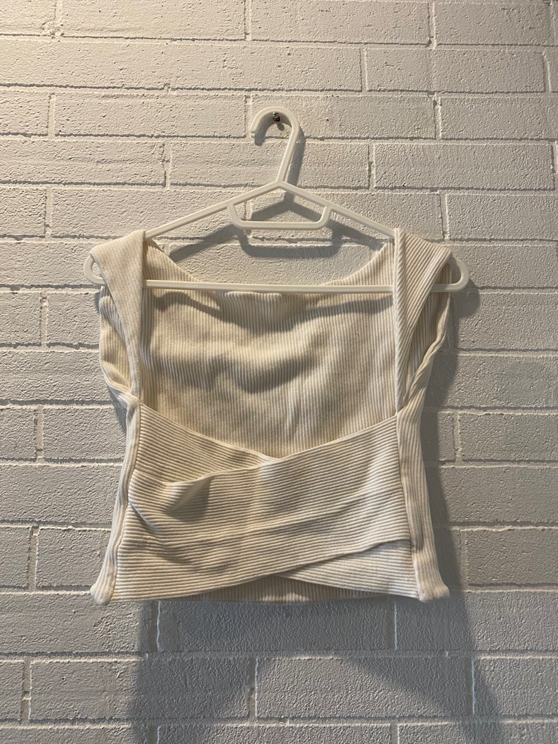 MERA limited edition Silvana top, Women's Fashion, Tops, Sleeveless on ...