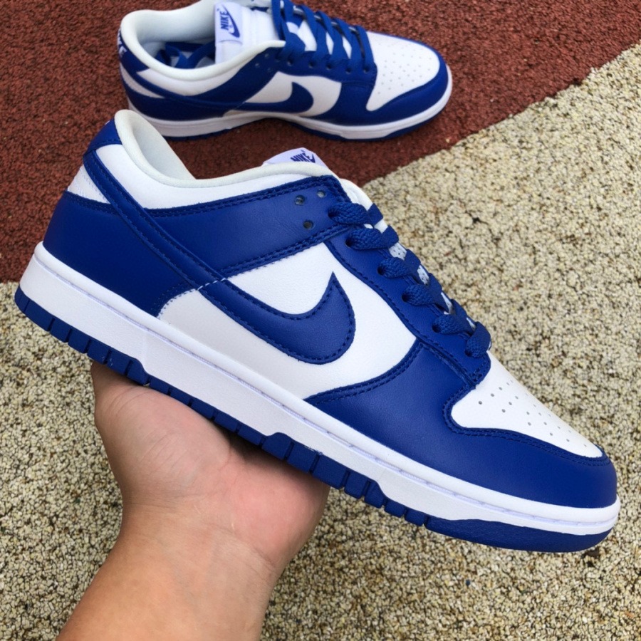 Nike Dunk Low SP Kentucky, Men's Fashion, Footwear, Sneakers on Carousell