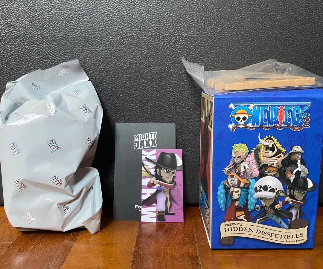 One Piece Dissectible - Mihawk, Hobbies & Toys, Toys & Games on Carousell