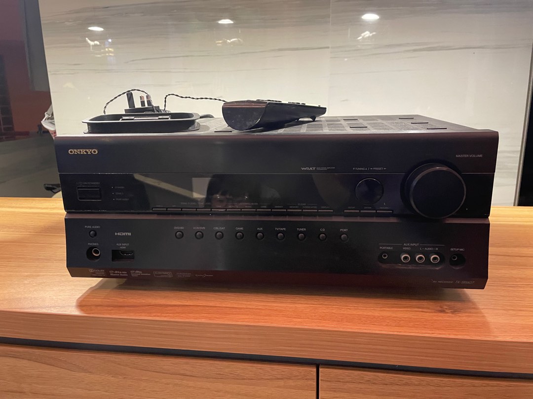 ONKYO AMP, Audio, Soundbars, Speakers & Amplifiers on Carousell