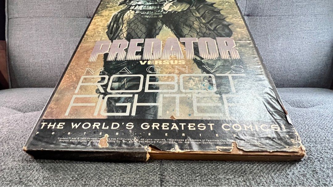 Predator Vs Robot Fighter Poster by Dark Horse Comic, Furniture & Home ...