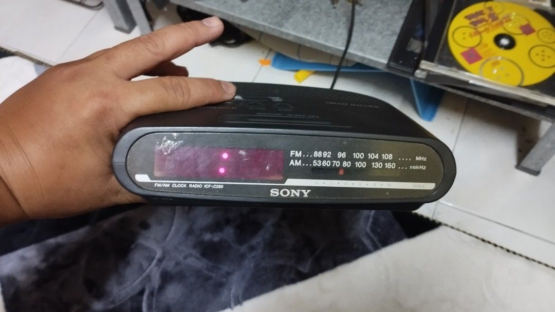 RADIO CLOCK SONY ICF C290, Audio, Other Audio Equipment on Carousell