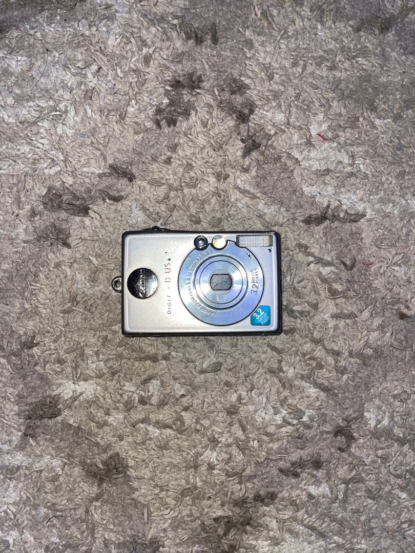 Rare Canon IXUS V3 Digicam, Photography, Cameras on Carousell