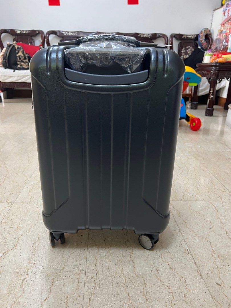 Samsonite Spinner 56/20 EXP REC, Hobbies & Toys, Travel, Luggage on ...