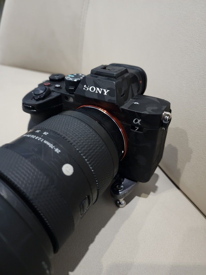 Sony a7iv body only, Photography, Cameras on Carousell