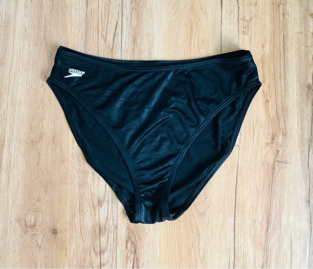 Speedo bottom, Women's Fashion, Swimwear, Bikinis & Swimsuits on Carousell