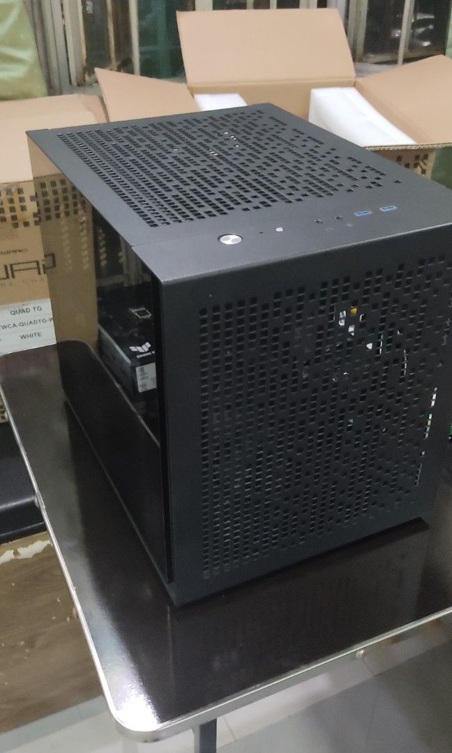 Tecware Quad Cube v2, Computers & Tech, Desktops on Carousell