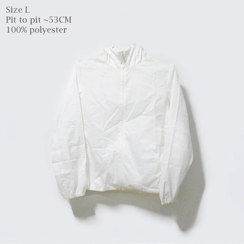 Uniqlo Pocketable Parka in White, Women's Fashion, Coats, Jackets and ...