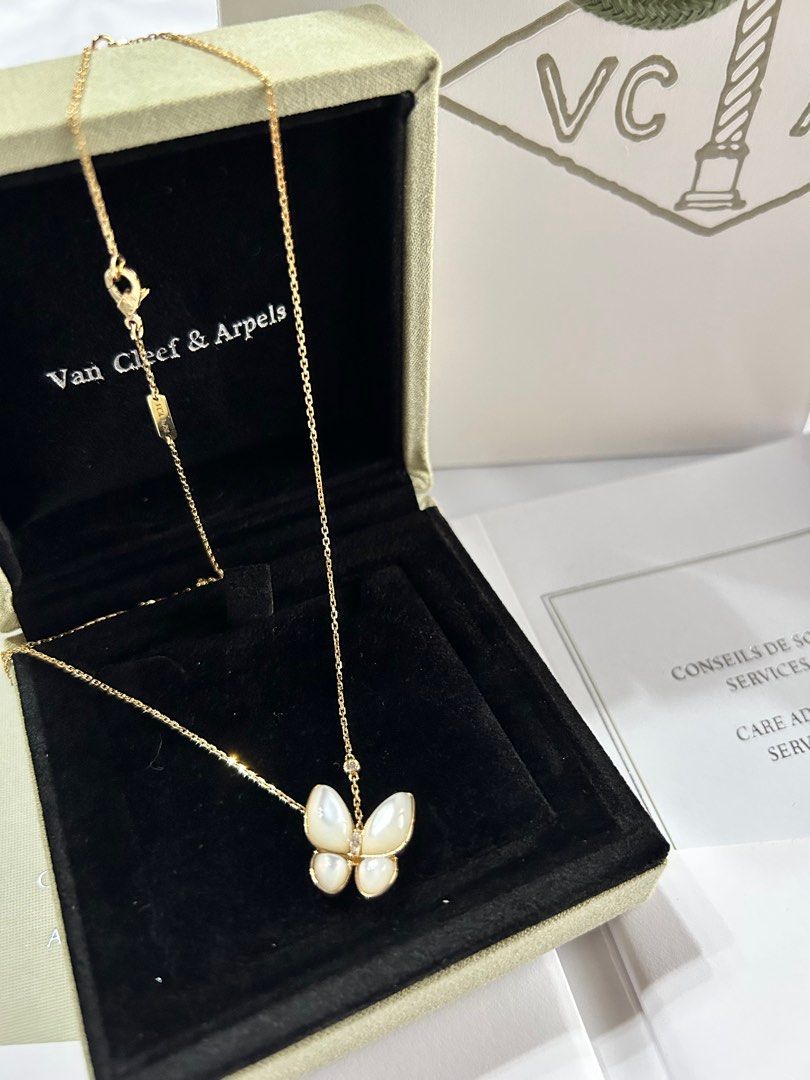 VCA Two Butterfly with Natural Diamonds, Women's Fashion, Jewelry ...