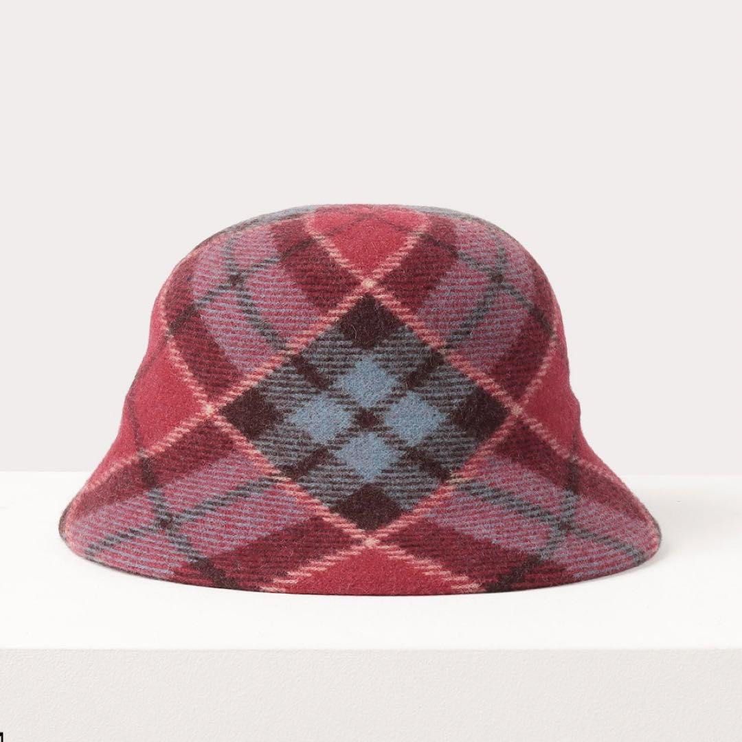vivienne westwood plaid bucket hat, Women's Fashion, Watches ...