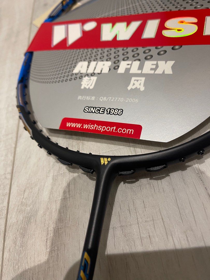 Wish Carbon Pro 98 badminton racket, Sports Equipment, Sports & Games ...