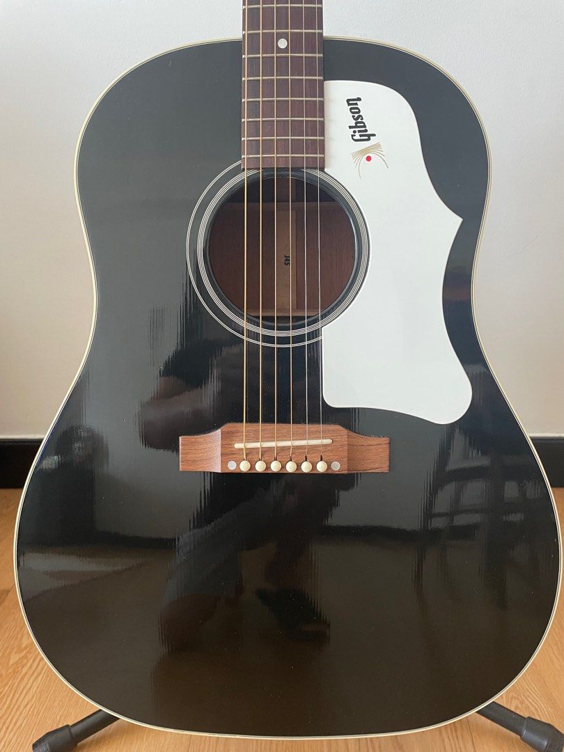 1960's Gibson Custom Shop Limited Edition J-45 Ebony White Pickguard ...