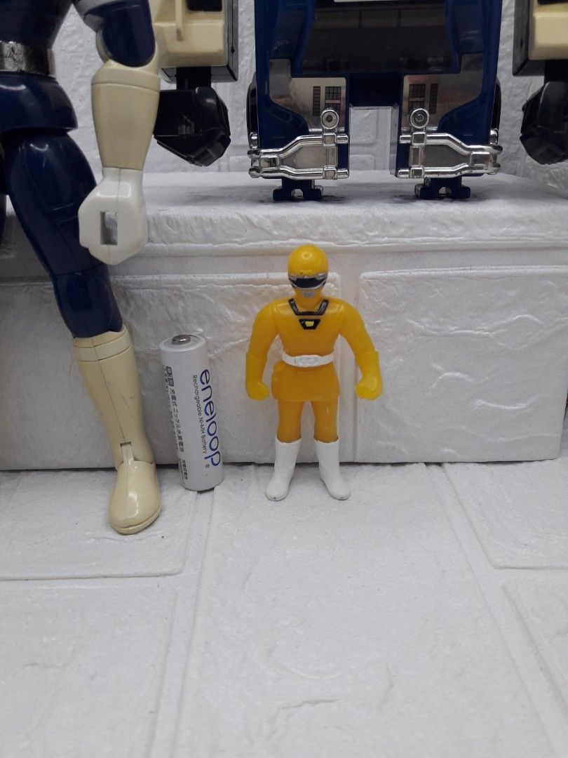 1996 Sentai Set robot, sentai figure and Small soft vynil, Hobbies ...
