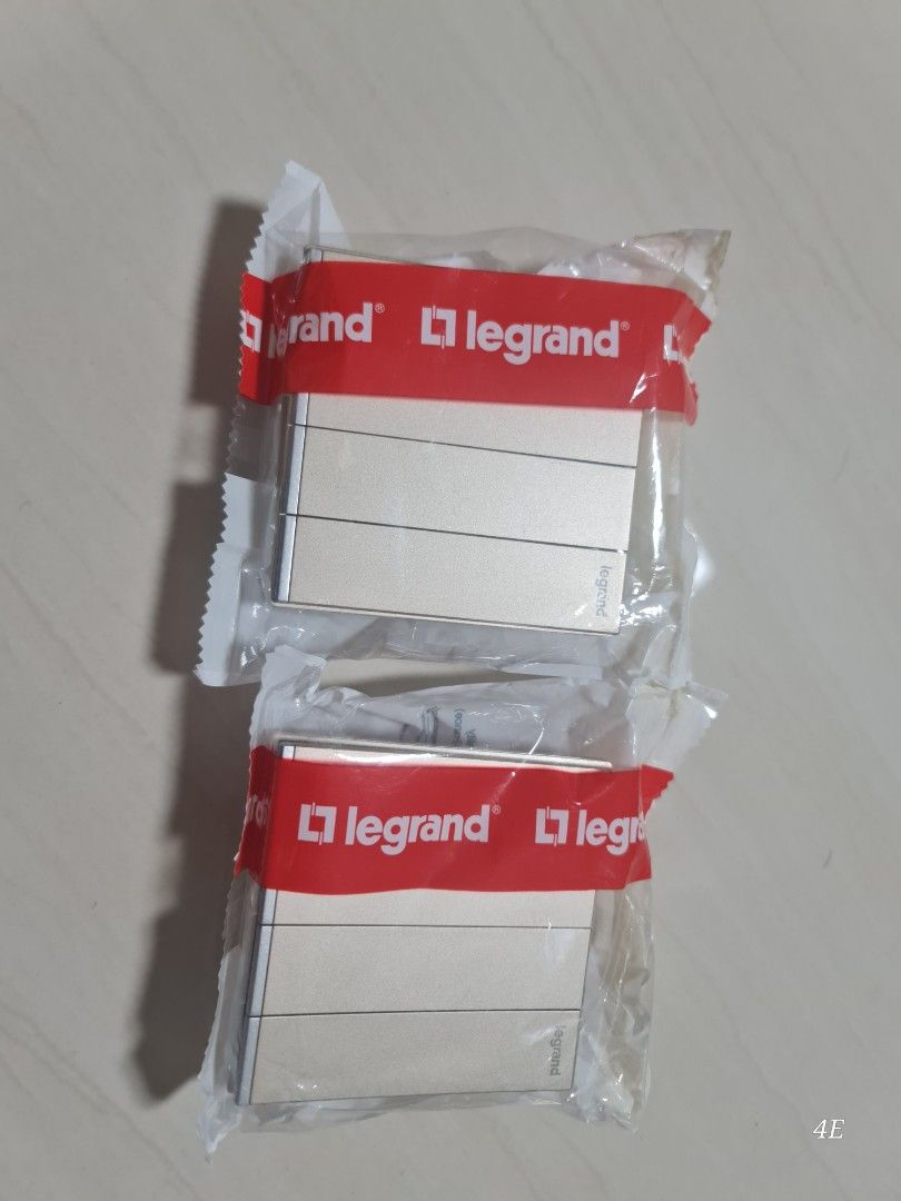 2x LEGRAND GALION switch 4 gang 1 way Champagne, Furniture & Home ...