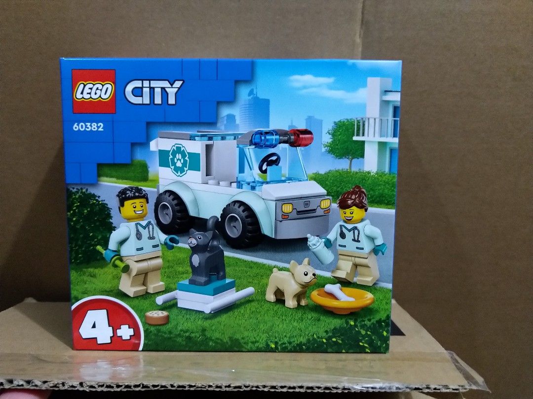 60382 LEGO City Vet Van Rescue, 興趣及遊戲, 玩具 & 遊戲類 - Carousell