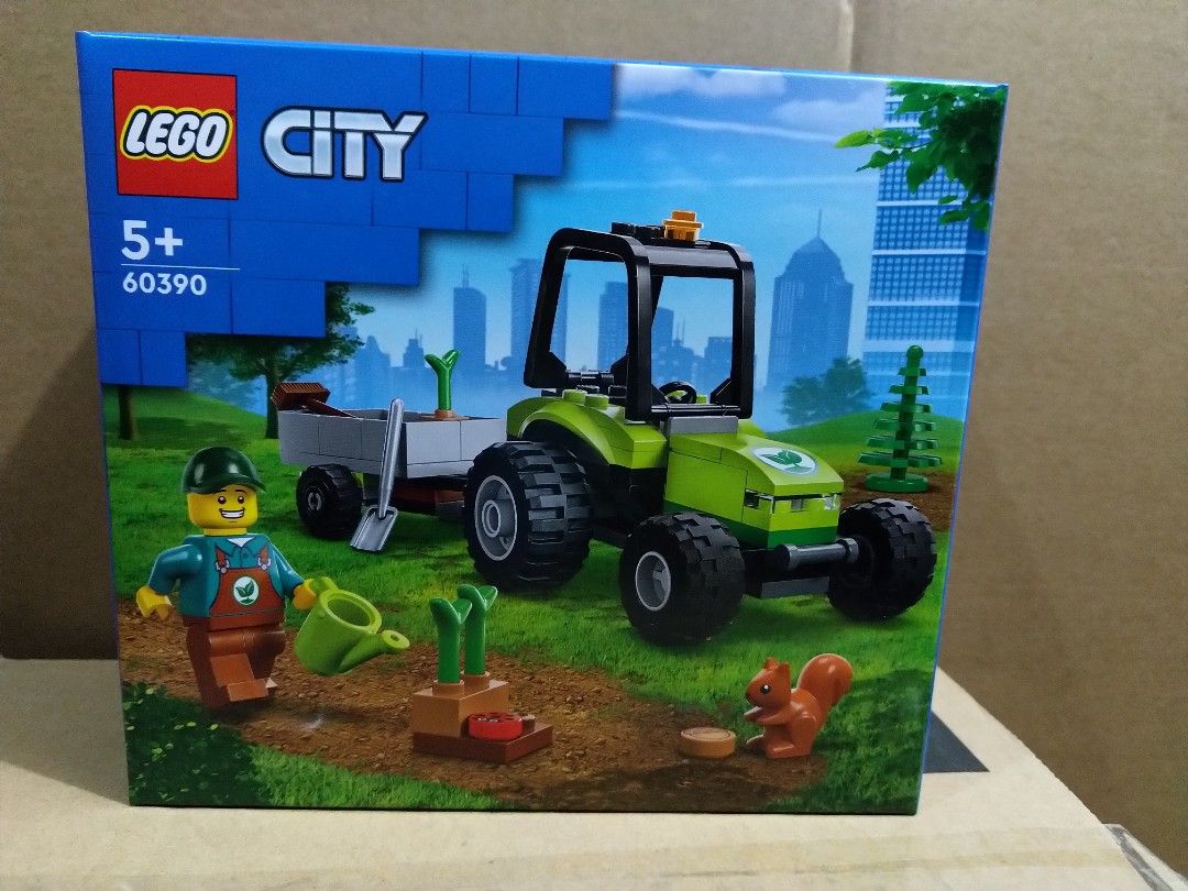 60390 LEGO CITY - Park Tractor, 興趣及遊戲, 玩具 & 遊戲類 - Carousell