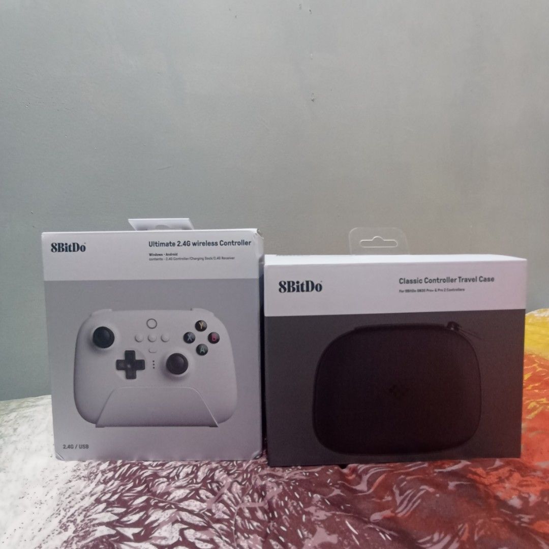 8BitDo Ultimate 2.4g + 8BitDo Travel Case, Video Gaming, Gaming ...