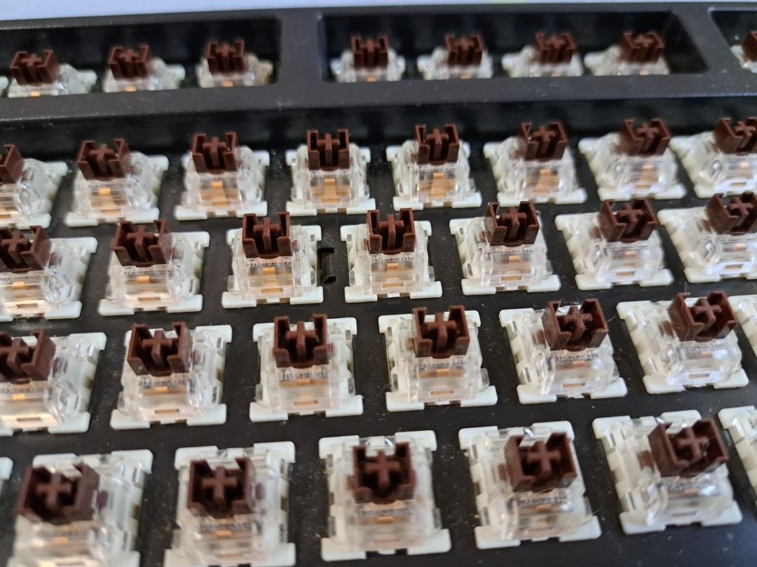 91 Brown Box Switches (MX style), Computers & Tech, Parts & Accessories ...