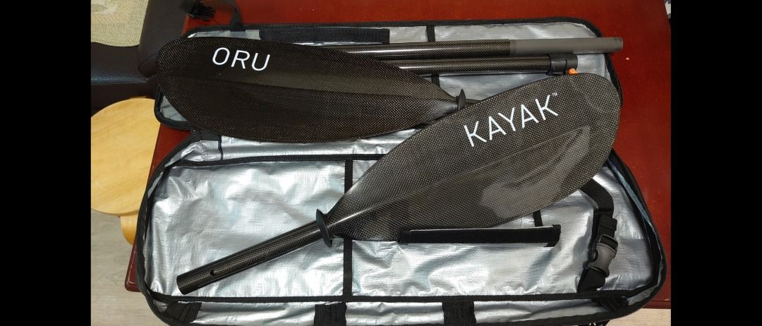 原廠 Oru Carbon Paddle 碳纖維 獨木舟槳 (四節), 運動產品, 運動與體育, 運動與體育 - 水上活動 - Carousell