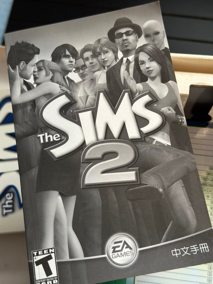 (絕版) Sims2 box set 相架 遊戲碟, 興趣及遊戲, 玩具 & 遊戲類 - Carousell