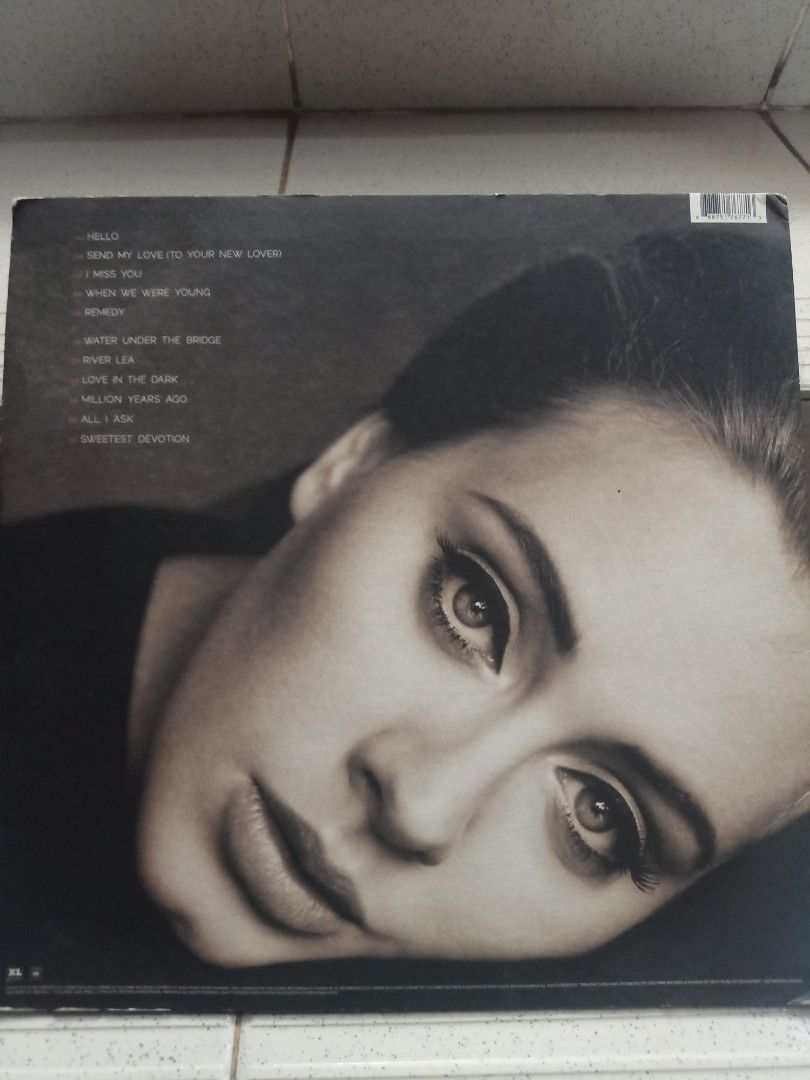 Adele 25 album vinyl, Hobbies & Toys, Music & Media, Vinyls on Carousell