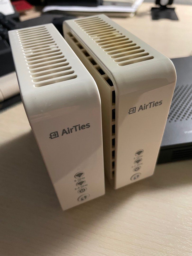Airties Air 4930 and SingTel Router, Computers & Tech, Parts ...