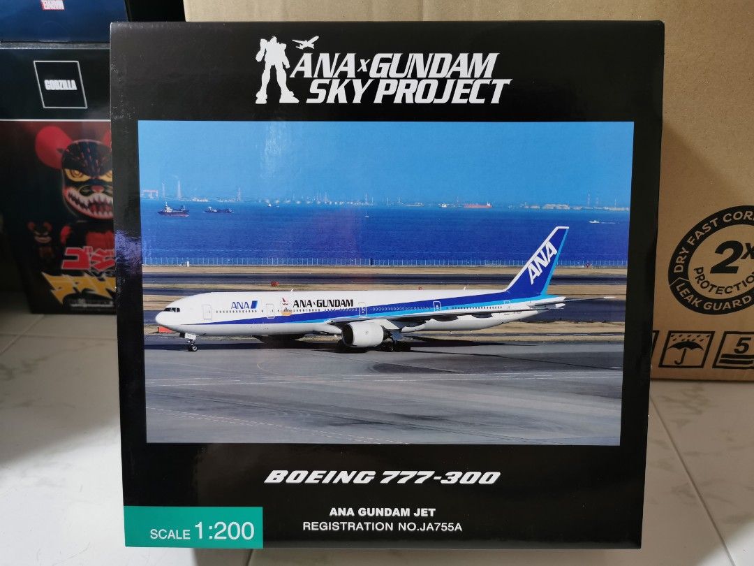 1/200 ANAxGUNDAM SKY PROJECT Boeing 777-300 ANA GUNDAM JET Scale model ...