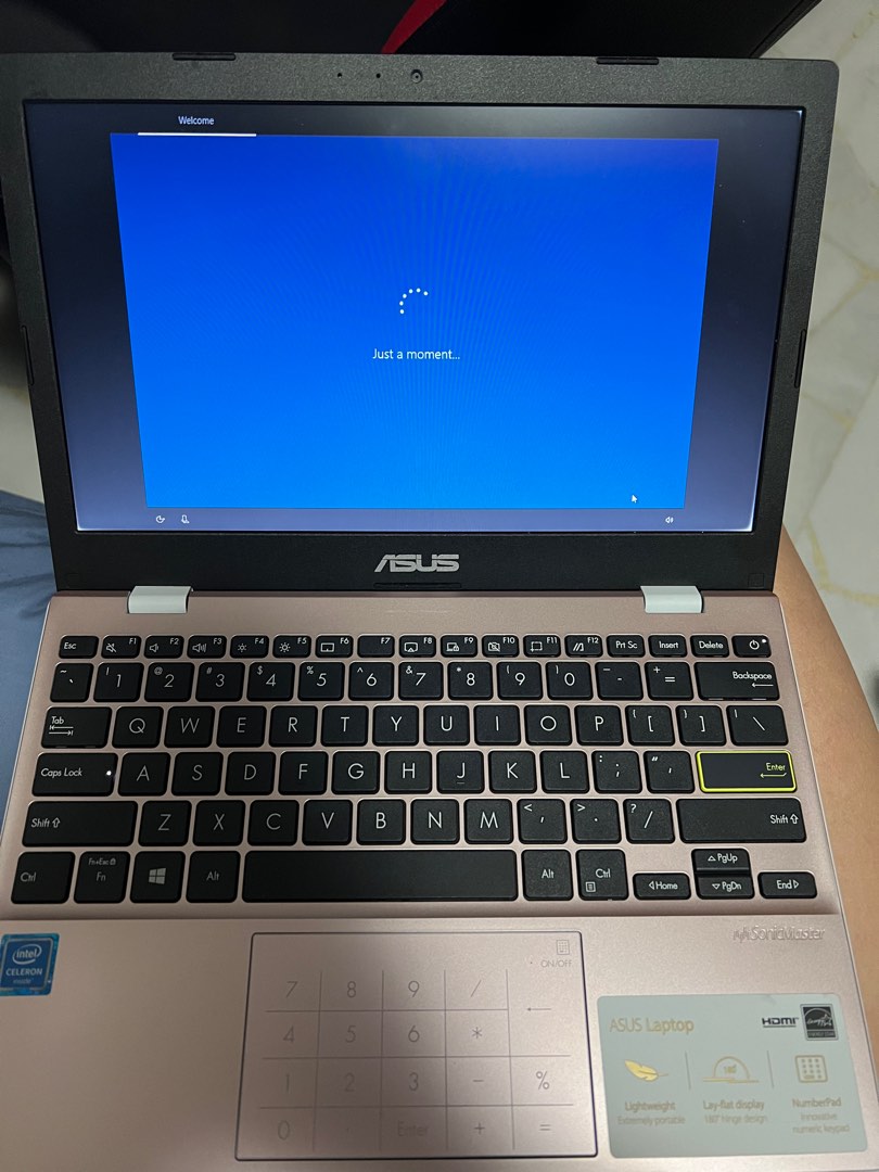 Asus E210M, Computers & Tech, Laptops & Notebooks on Carousell