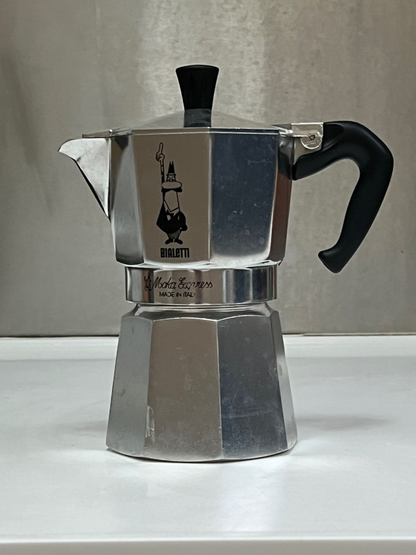 Bialetti Moka Express, TV & Home Appliances, Kitchen Appliances, Coffee ...