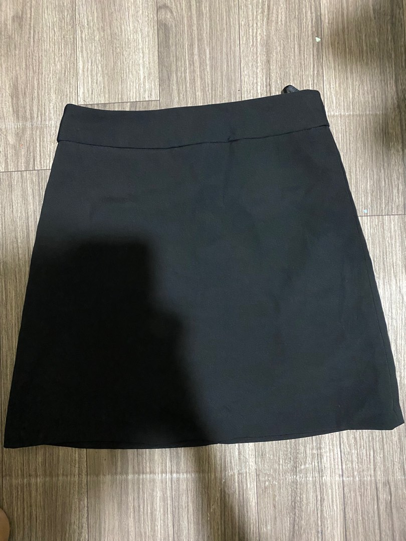 Black skort, Women's Fashion, Bottoms, Skirts on Carousell
