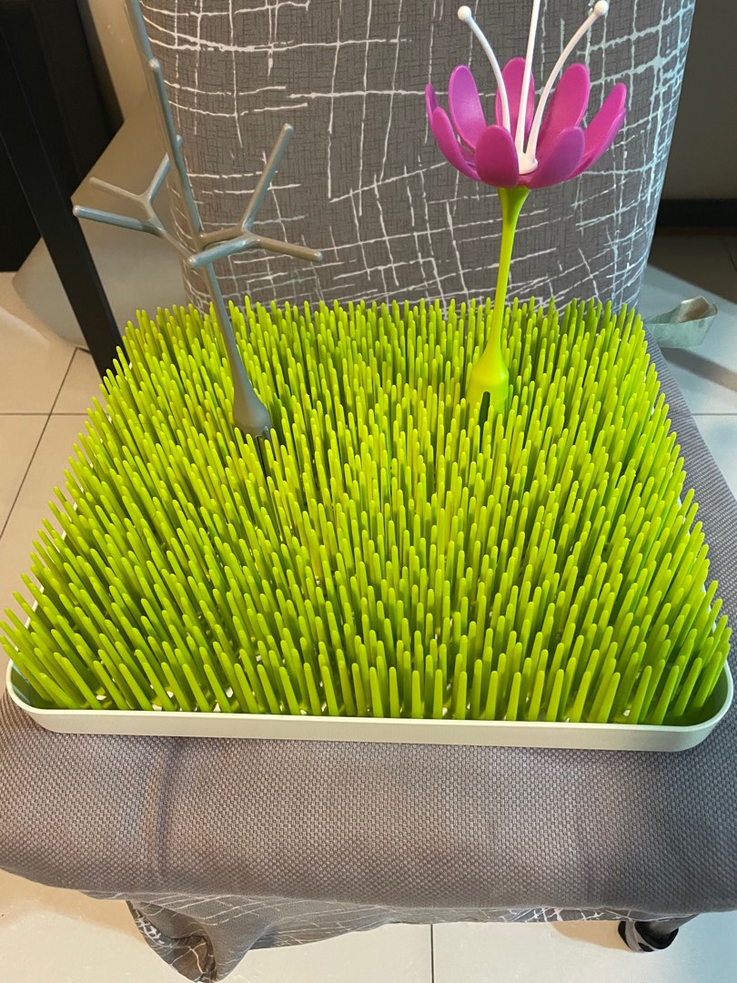 Boon “Grass” drying rack with Flower and Twig, Babies & Kids, Nursing ...