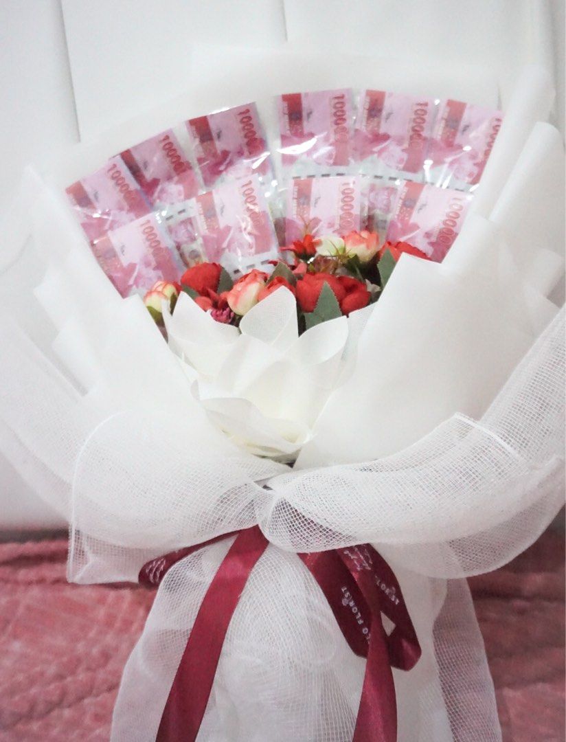 Buket Bunga / Buket Uang/ Money Bouquet, Desain & Kerajinan Tangan ...