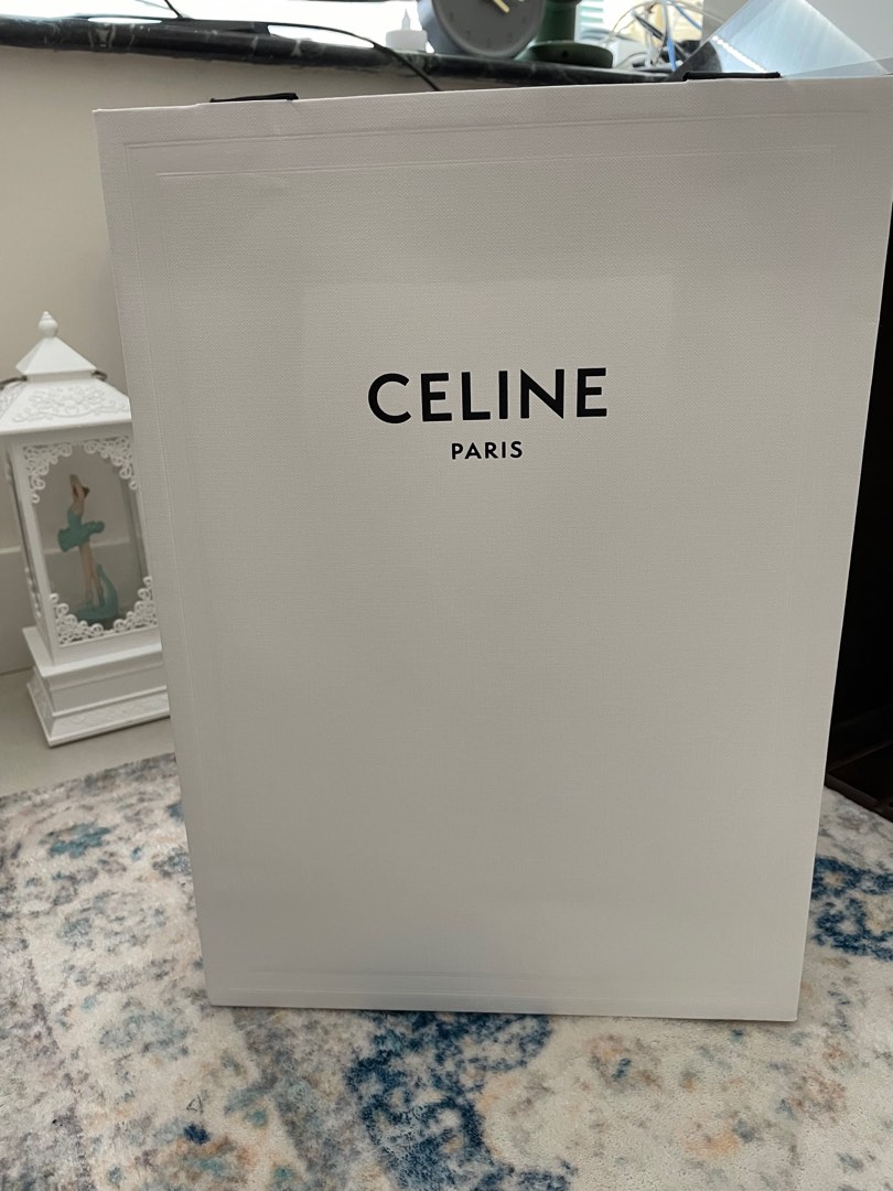 CELINE paper bag, 名牌, 飾物及配件 - Carousell