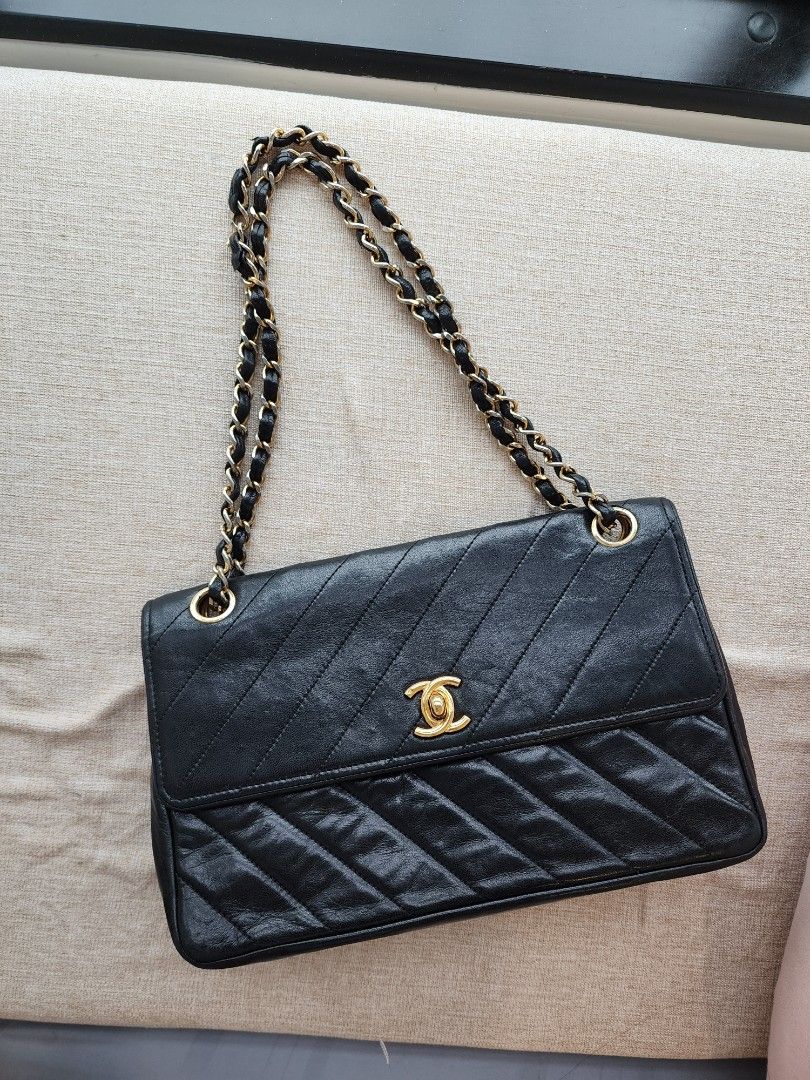 Chanel Vintage Flap Bag CC Logo Lambskin Diagonal Stitch, Luxury, Bags ...