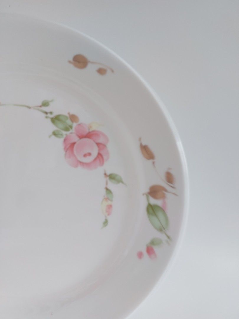 CORELLE COUNTRY ROSE DINNER PLATE -RIM, Furniture & Home Living ...