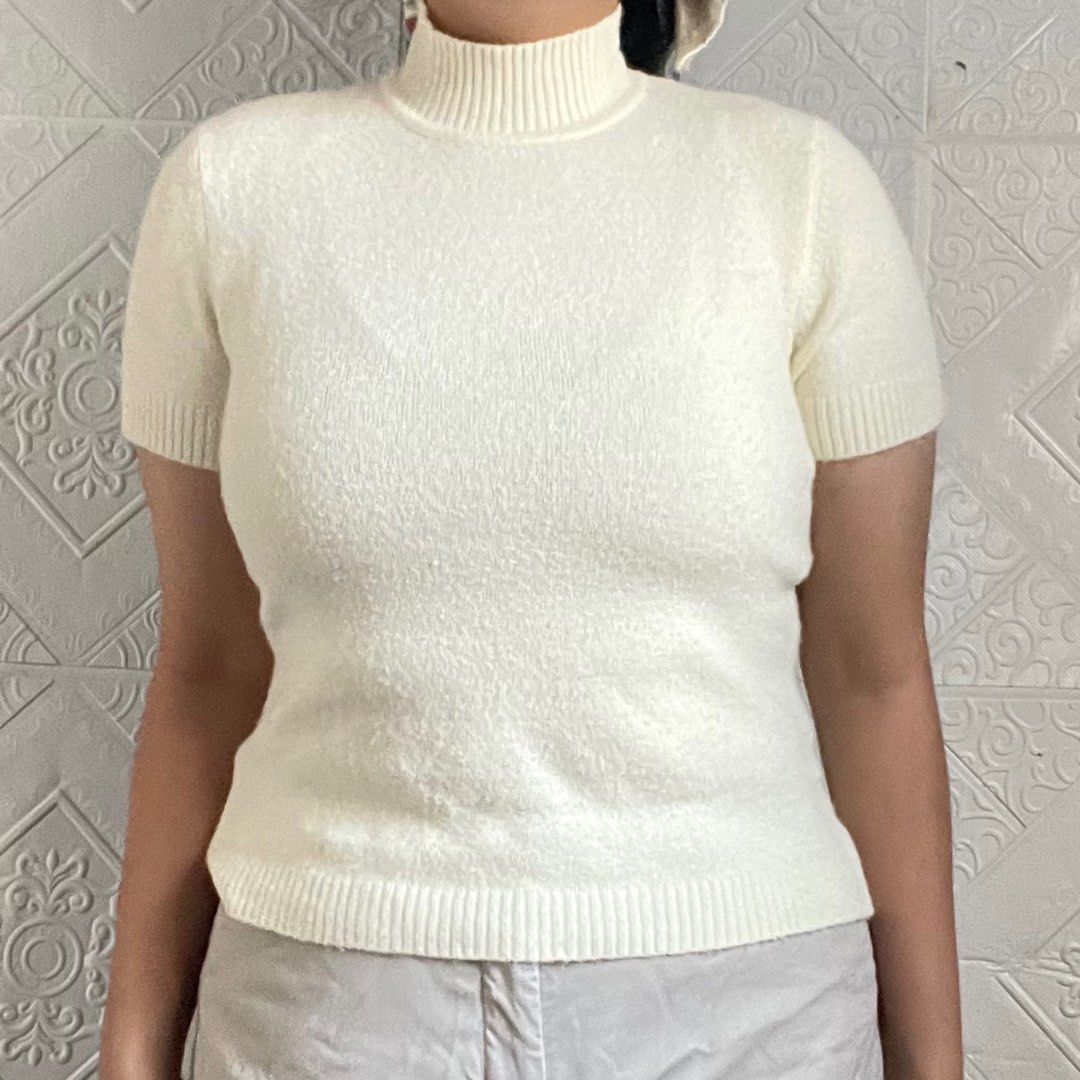 Cream Turtle Neck, Women's Fashion, Tops, Shirts on Carousell